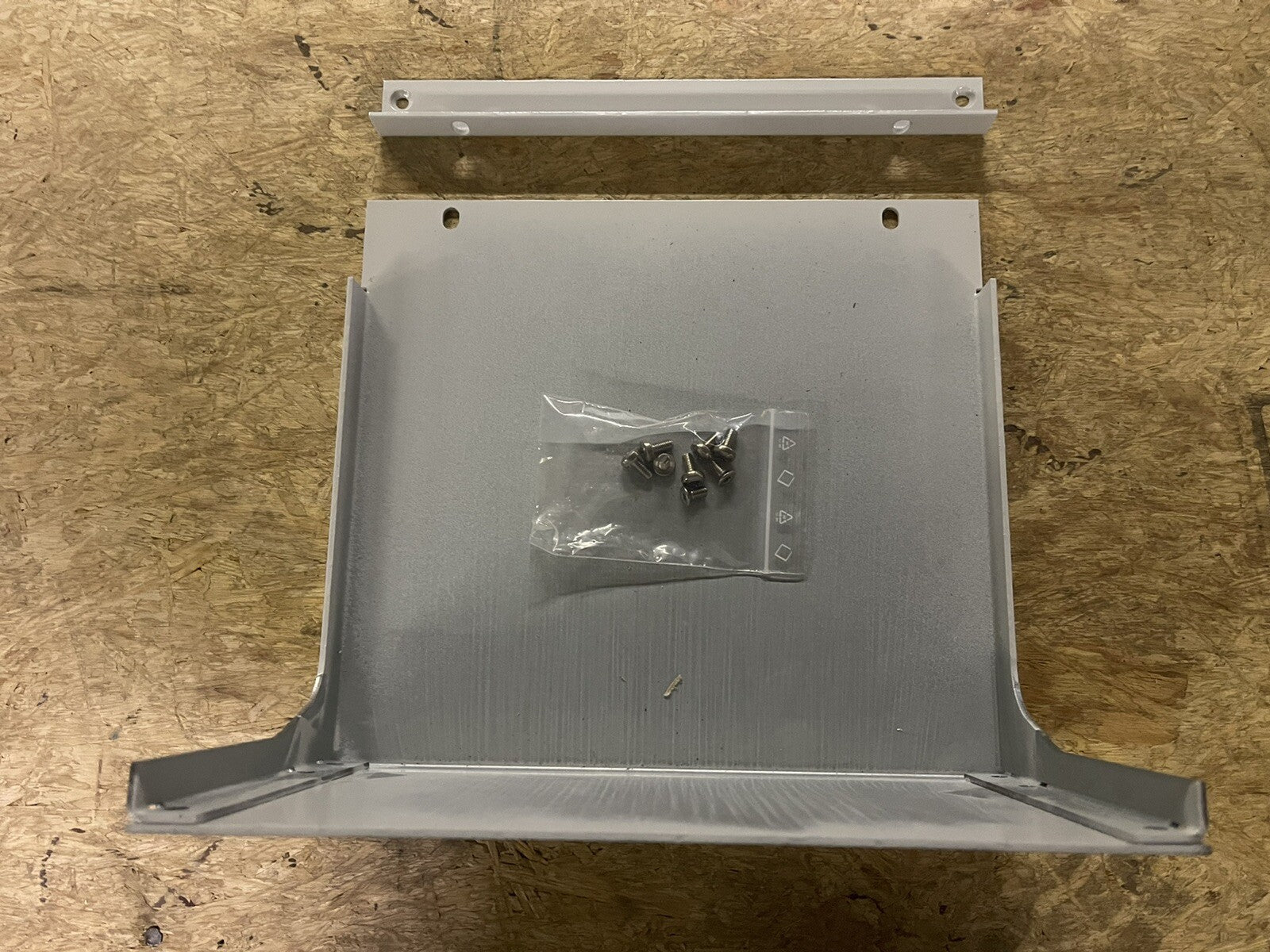 ABB RET650 RACK MOUNTING KIT FOR A SINGLE 6U HALF 19" IED, 1KHL400239R ...