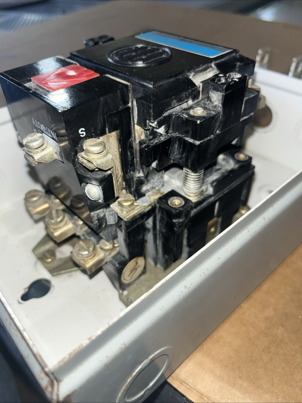 ITE A143C Lightning Contactor W/ Enclosure – Energy Power Systems LLC