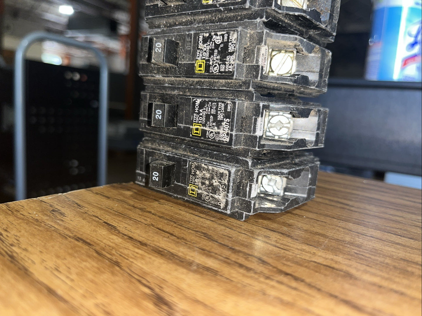 Square D HOM120 20 A Miniature Circuit Breaker Lot Of 7 (A) – Energy ...