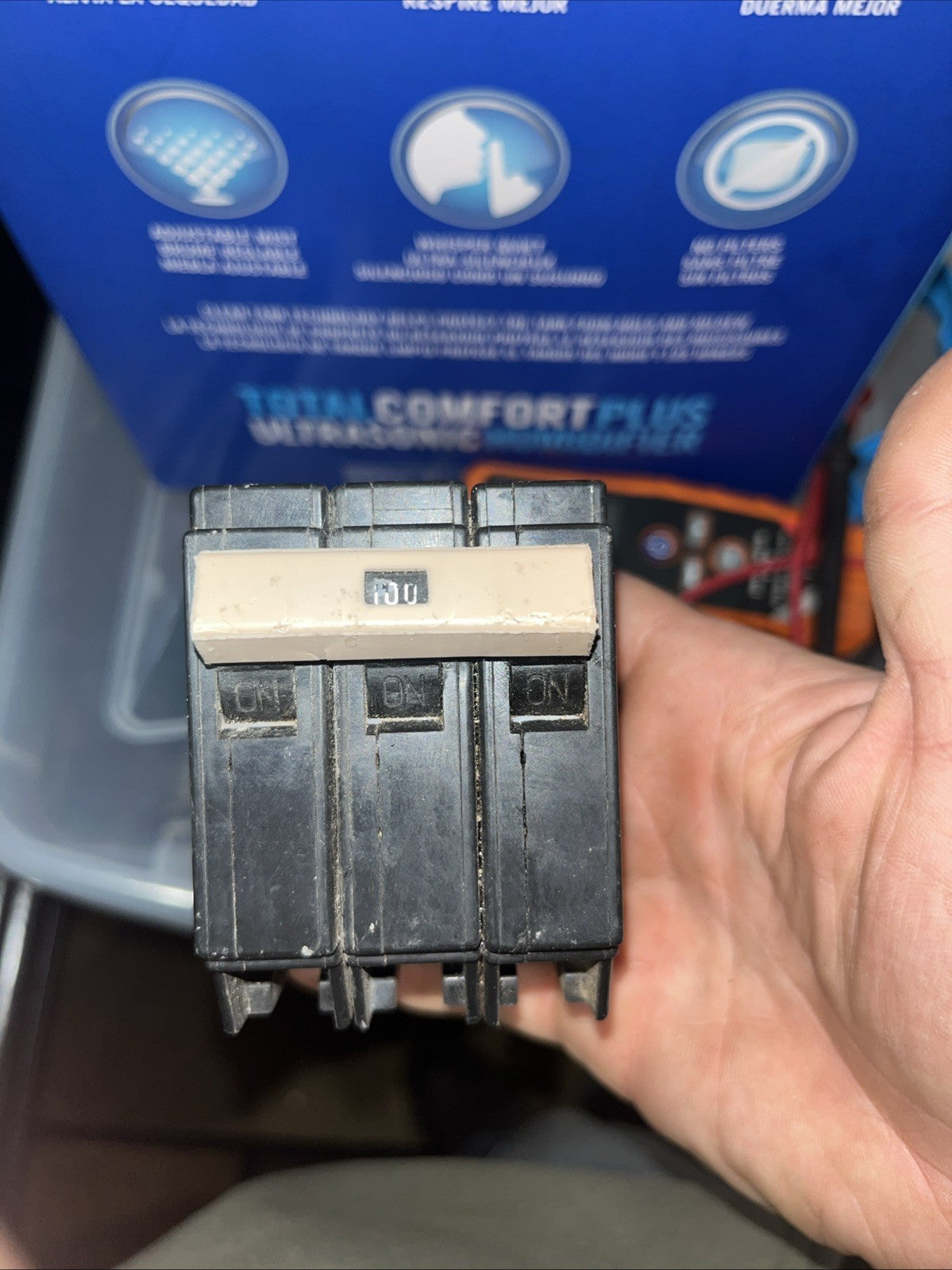 Eaton Cutler Hammer CH3100 Circuit Breaker 100 Amp 3-Pole Type CH 240 ...