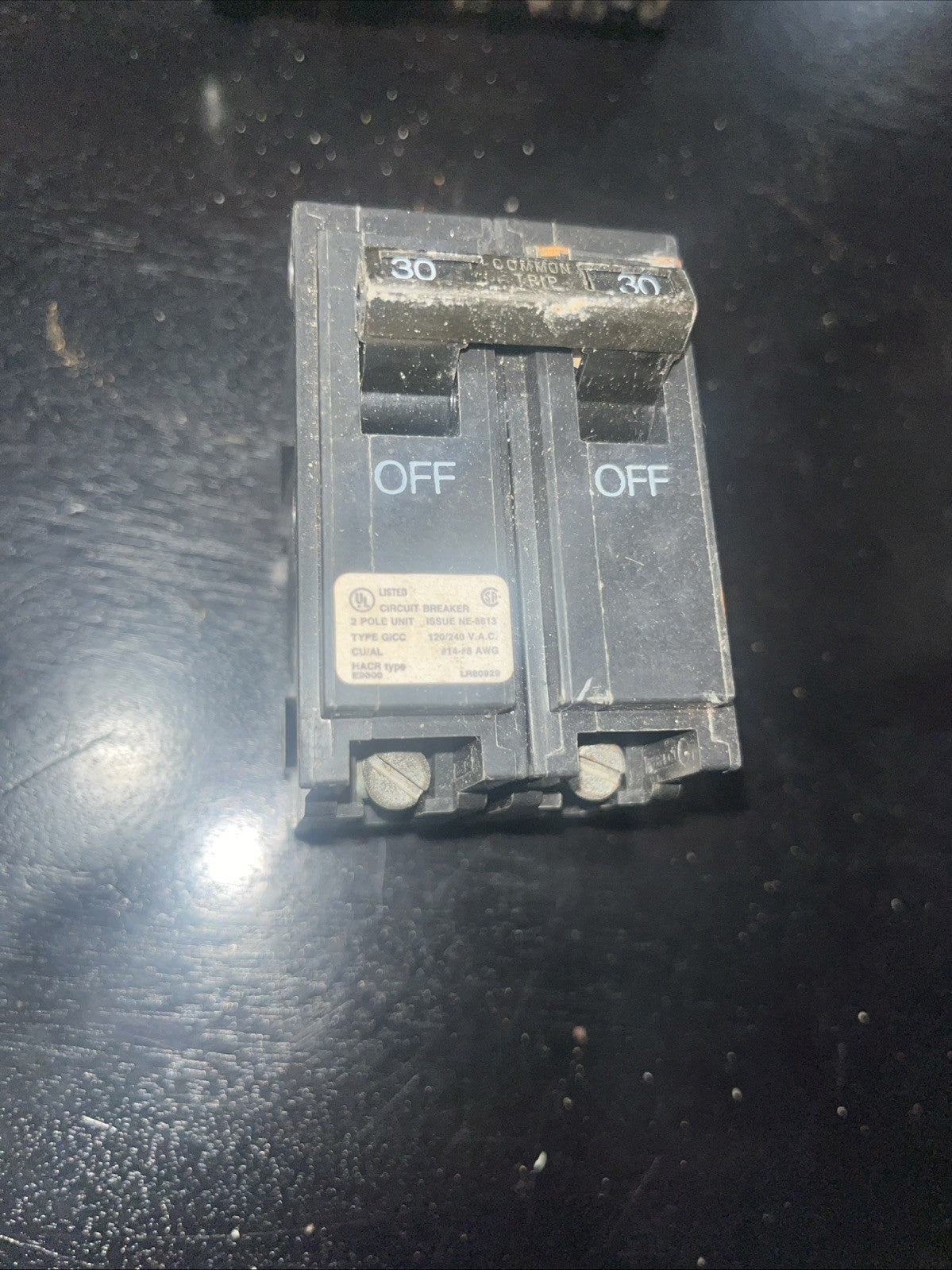 General Switch GD-30H 30 Amp 2 Pole 120/240V Circuit Breaker GD30H (A ...
