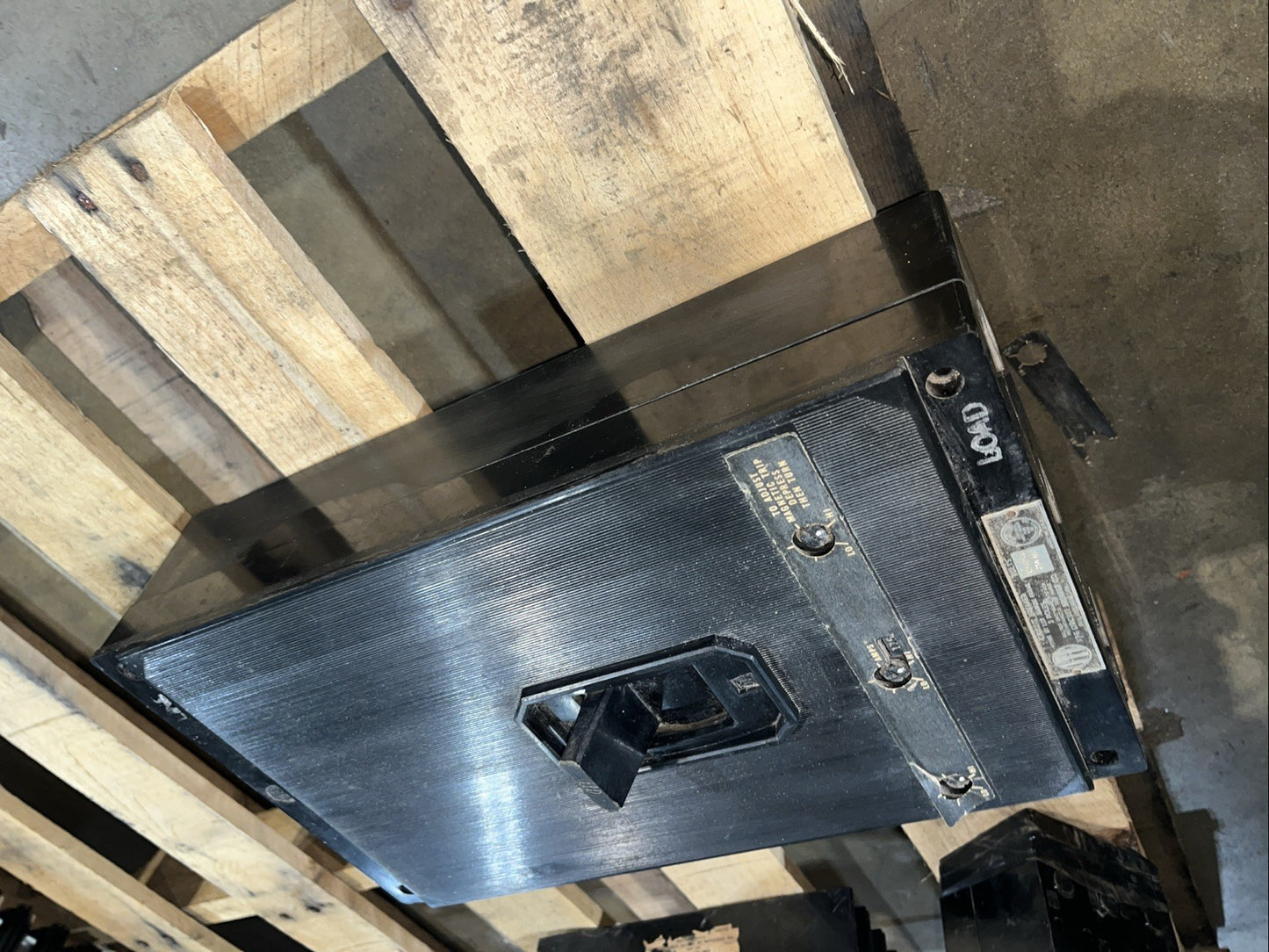 ITE ET7003 175 Amp Trip 250 Volt Circuit Breaker Type ET 225 Amp Frame ...