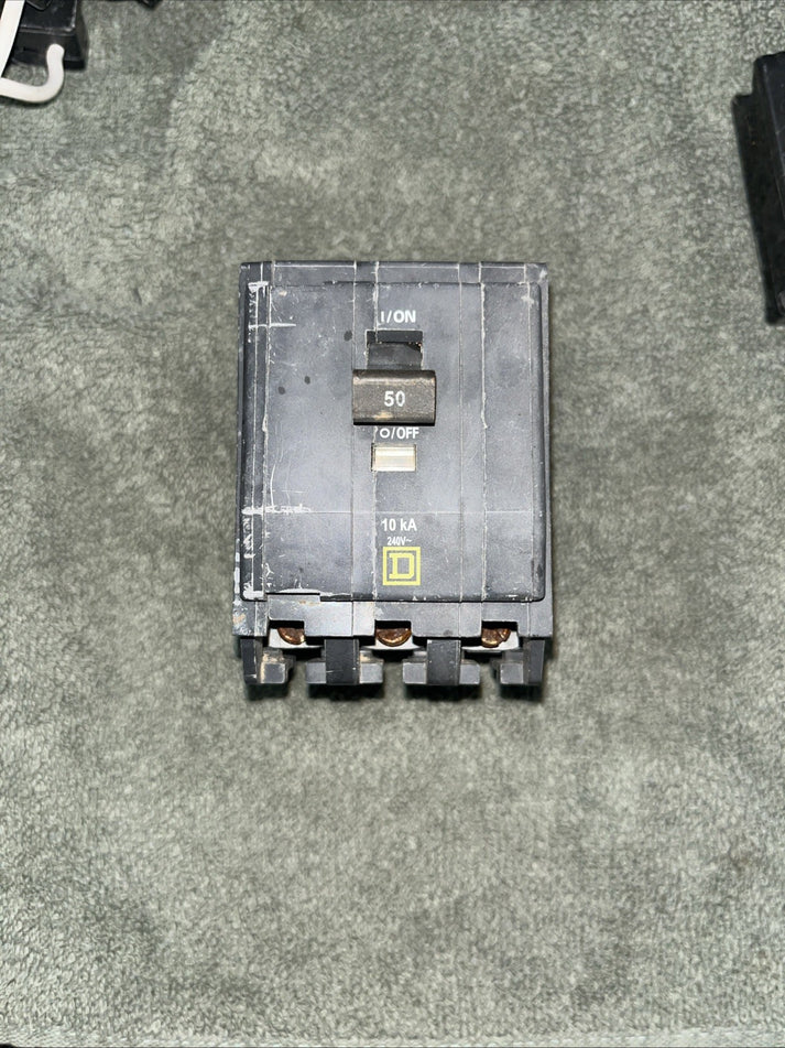 Circuit Breaker Square D QO350 50 Amp 3 Pole 240V 10kA Bolt On (A ...