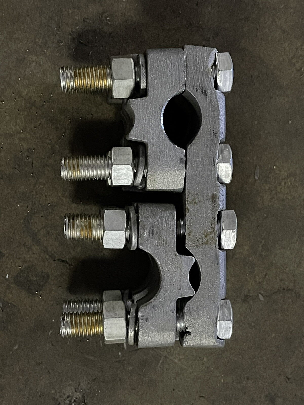 ALUMINUM TEE BOLTED CABLE RUN 795 TO CABLE TAP 2/0 ACSR | Energy Power ...