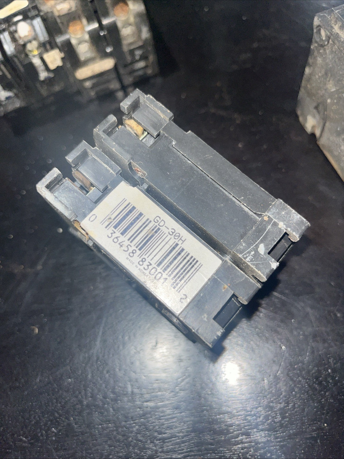 General Switch GD-30H 30 Amp 2 Pole 120/240V Circuit Breaker GD30H (A ...